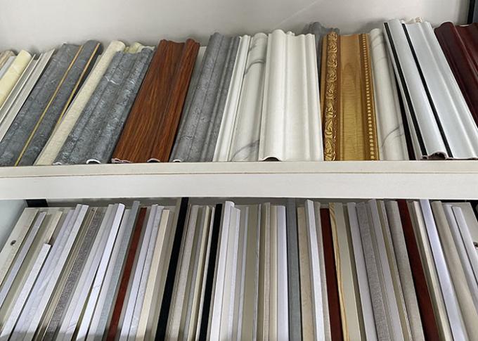 ISO9001 SPC Skirting Line Decorative Skirting Board OEM ODM